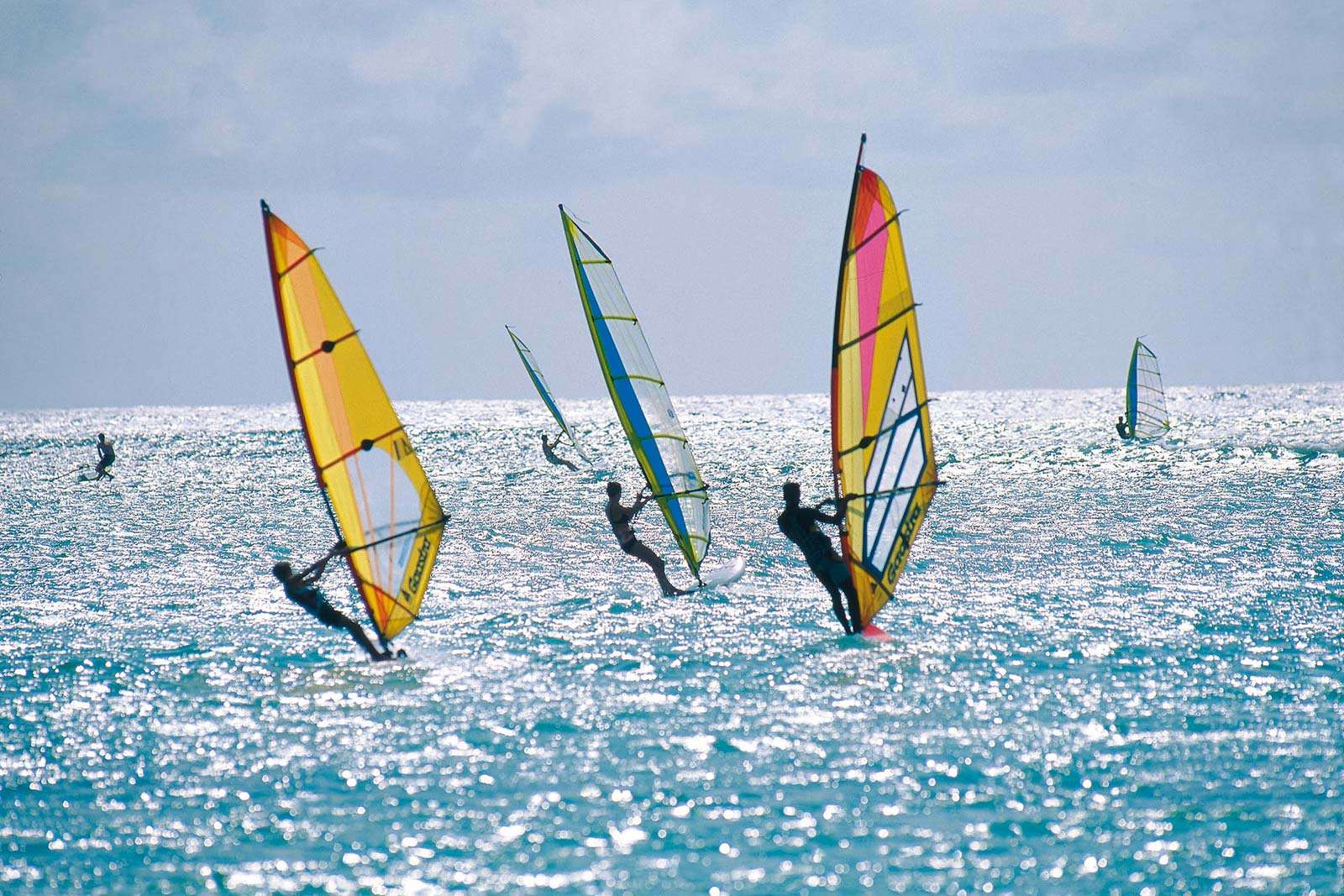 PRATIQUEZ LA PLANCHE A VOILE EN GUADELOUPE - Le lagon Bleu